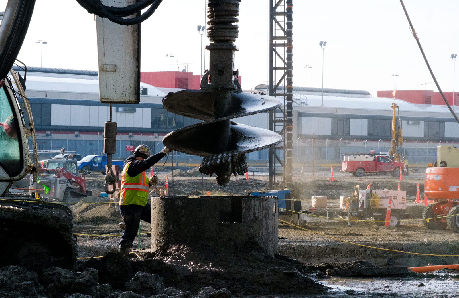 Rock Solid: PIT’s New Terminal Gets Its ‘Legs’ | PIT Transformed